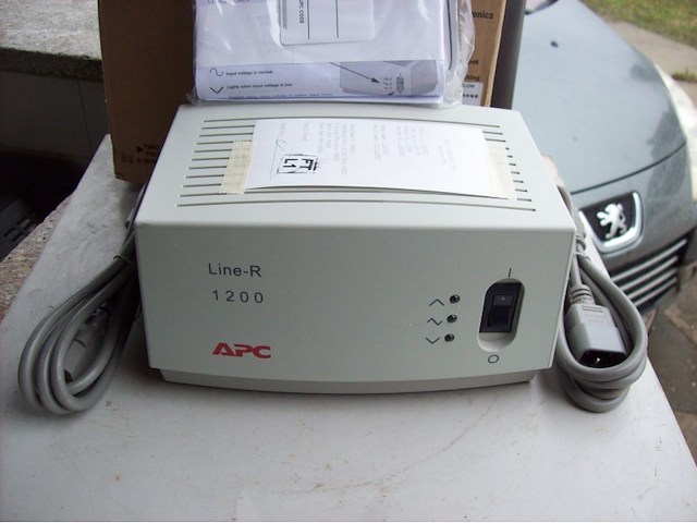 APC Voltage Regulator Line-R ,LE1200i,novo