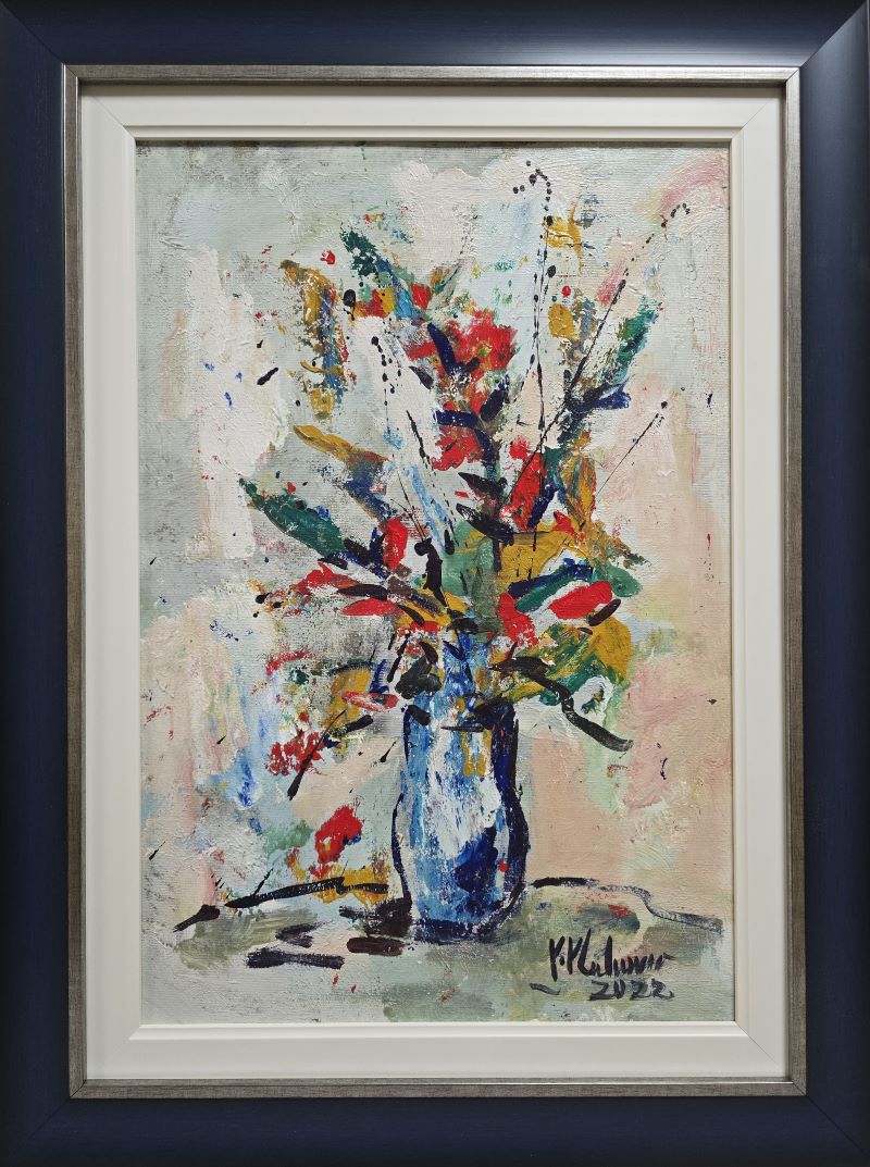 Cveće u vazi 4, ulje na platnu, Vojo Vlahović, sa 68×51 cm, bez 53×36 cm, uramljena,sertifikat, 33040 dinara