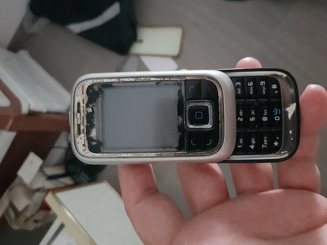 Nokia 6111 i 5200