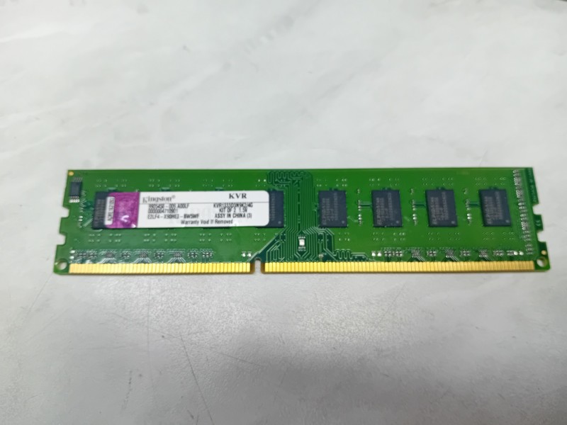 ddr3 2gb 1333mhz kingston ispravna