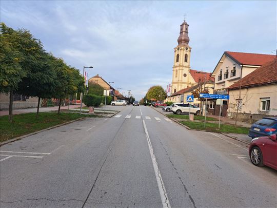 Stari Banovci, 14 ari građev. plac, za izgradnju