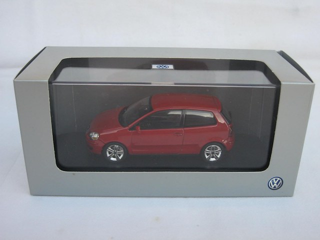 1:43 minichamps VW polo Mk.4