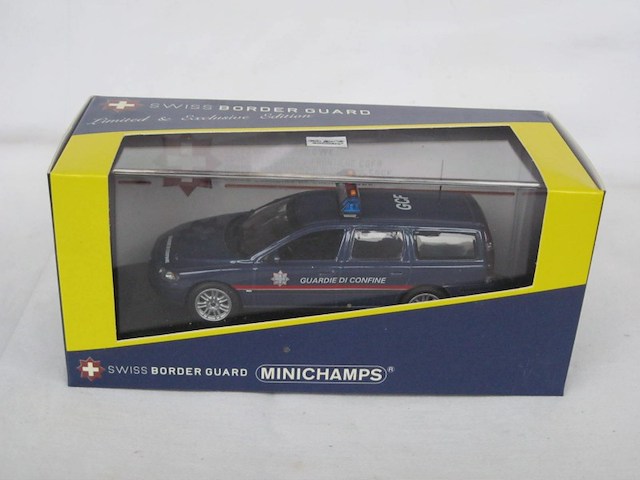 1:43 minichamps volvo V70