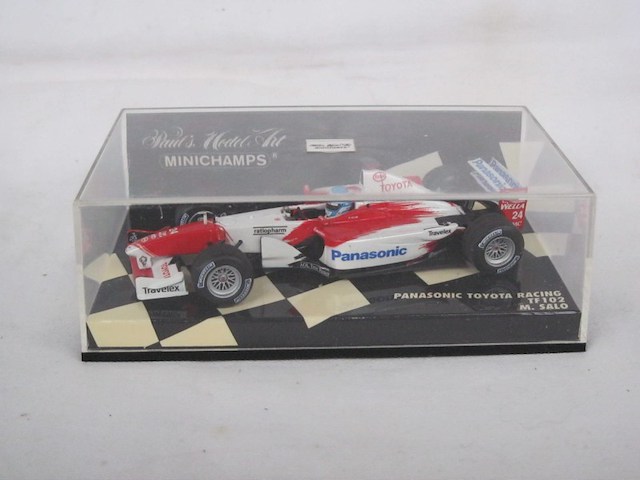 1:43 minichamps toyota TF102