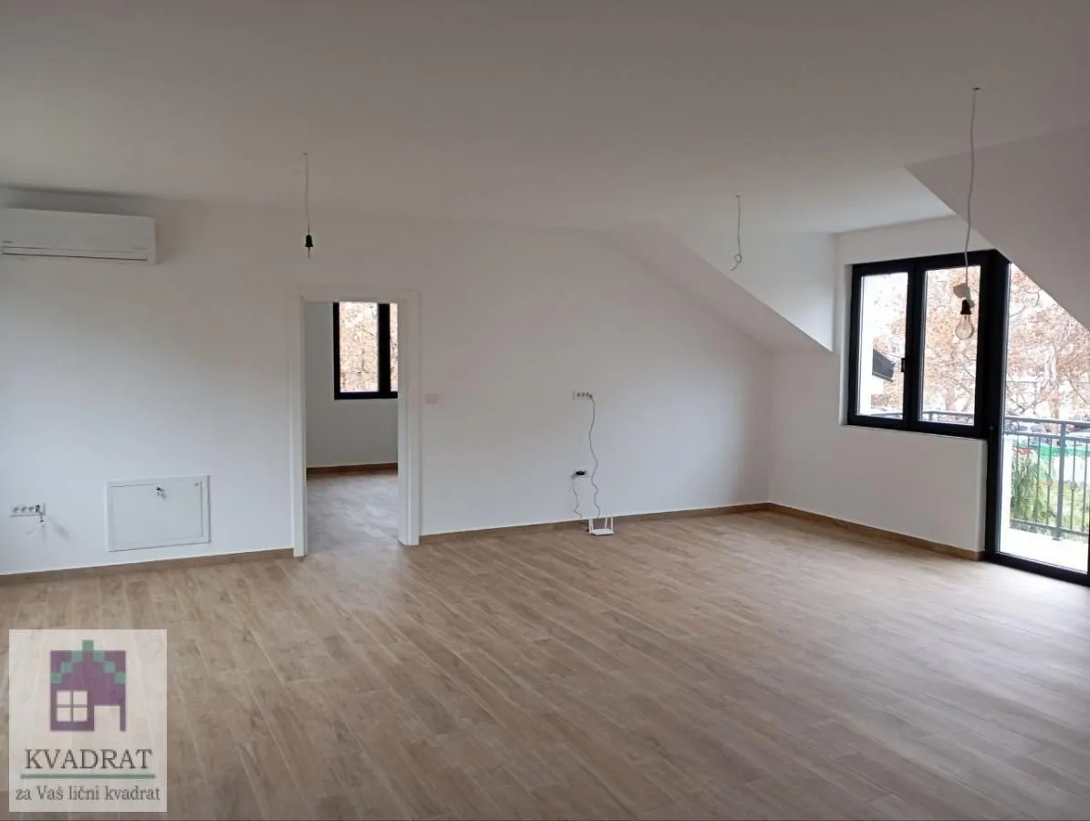 Izdavanje, poslovni prostor, 59m², Obrenovac, Beograd