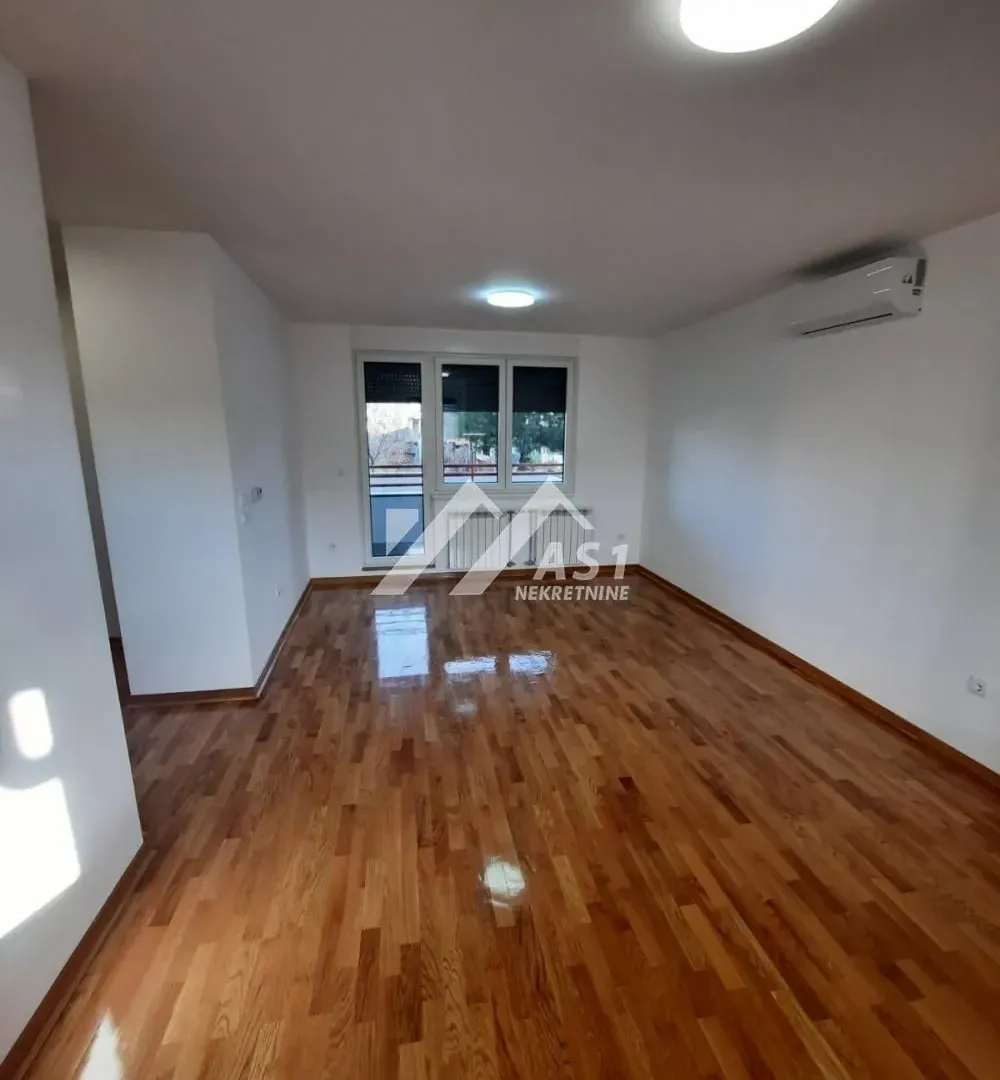 Izdavanje, dvosoban stan, 59m², Telep, Novi Sad Sve Podlokacije