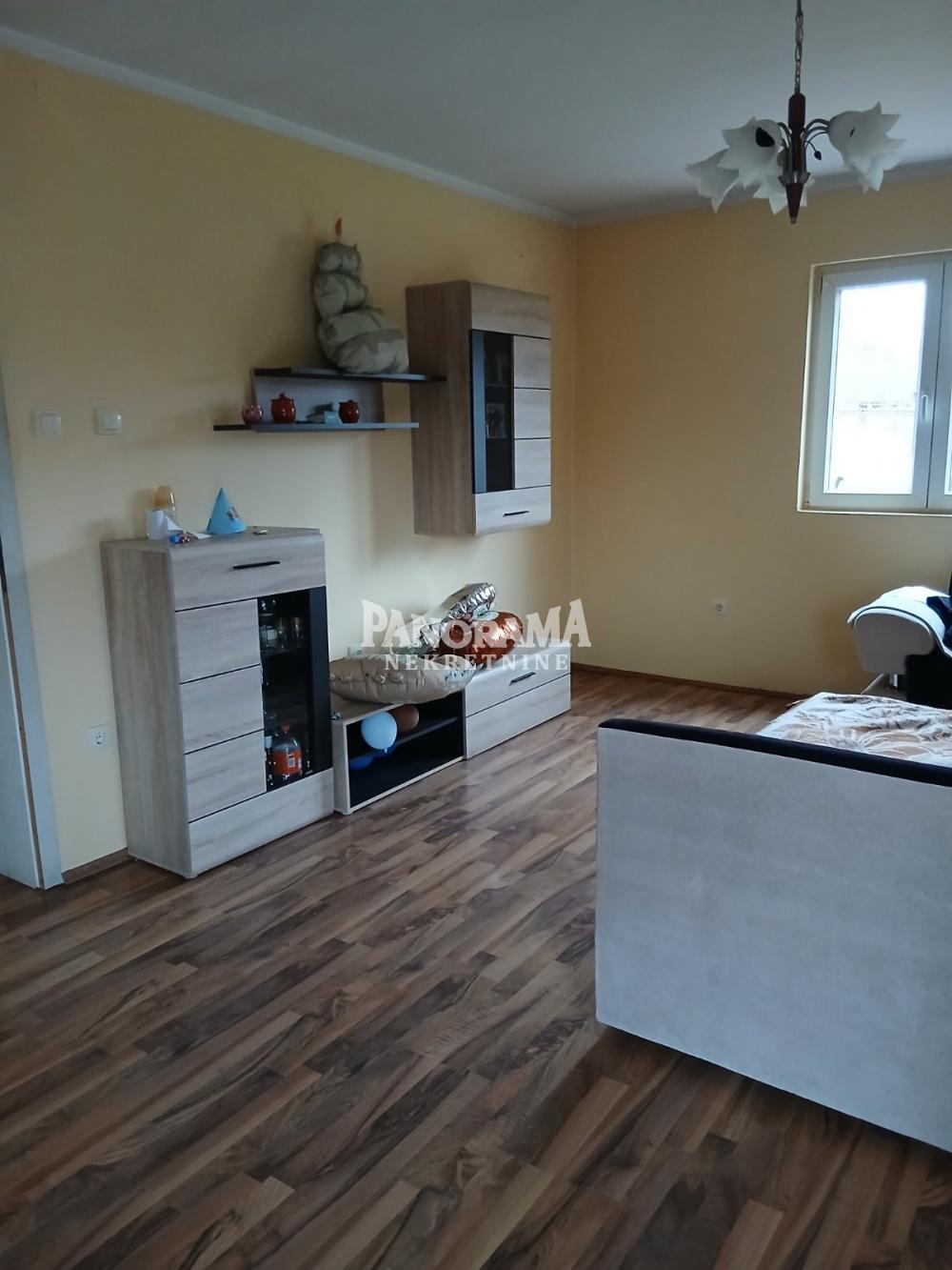 Lipovica -Lipovički Put kuća Pr+1 na 10 ari placa ID#5538 150.000 €