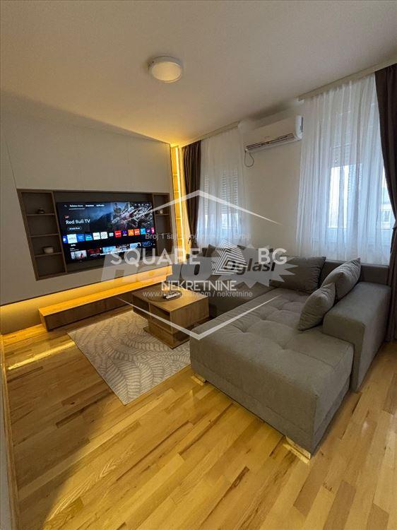 Učiteljsko naselje, 2.0 lux, namešten ID#4924
700 €
