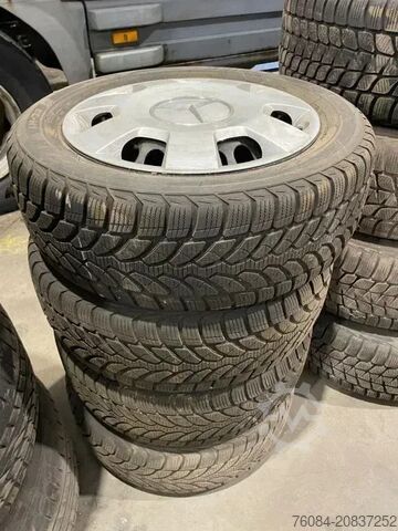 Točkovi sa setom guma
Bridgestone *Mercedes deksels met banden*205/55R16