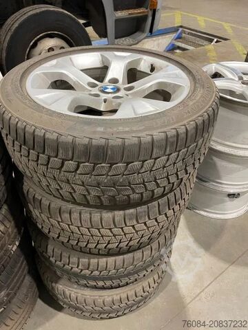 Točkovi sa setom guma
BMW *BMW velgen met Brigdestone banden *225/50 R17