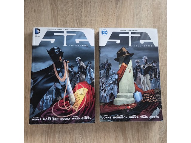 DC Fifty-Two book 1-2 TPB