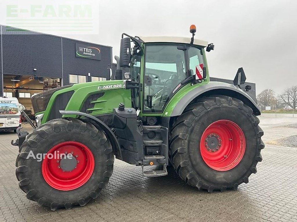 Fendt 828 vario s4 traktor točkaš