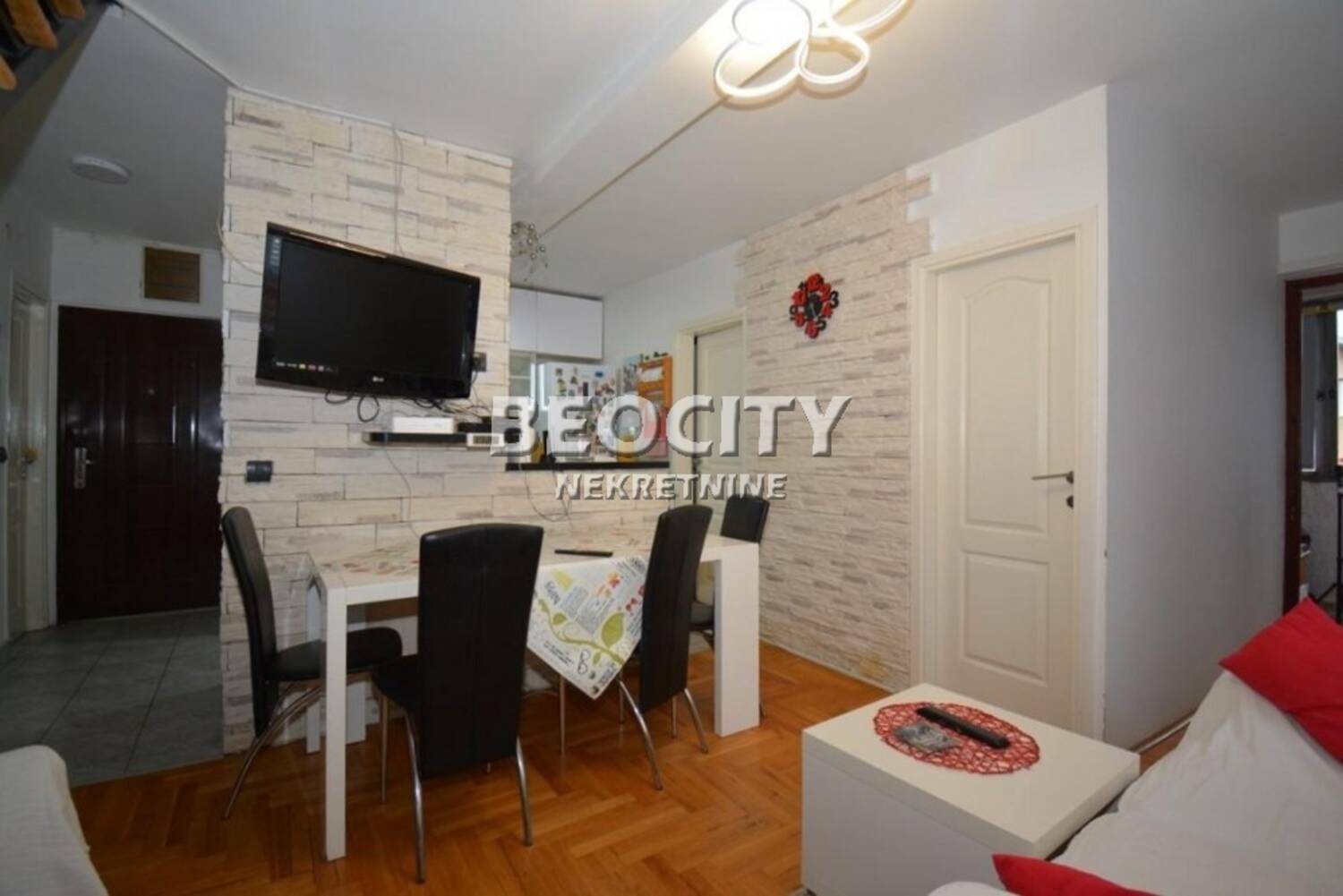 Čukarica, Bele vode, Leposave Vujošević, 3.0, 80m2, 117000EUR