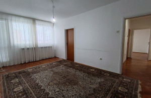 Prodajem Stan-Apartman, Centar, Kragujevac Grad