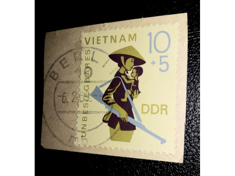 DDR 1968 isečak