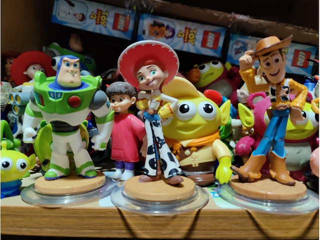 Toy Story - Baz Vudi i Džesi  - Prica o igračkama -Novo