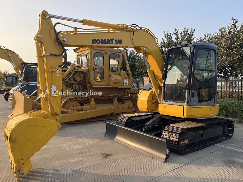 Komatsu PC78 midi bager