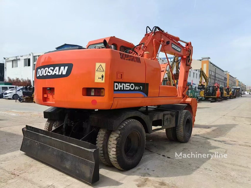 Doosan DH150 bager točkaš