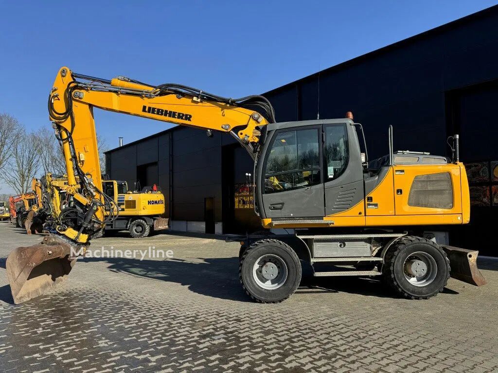 Liebherr A918 Engcon NL MACHINE bager točkaš