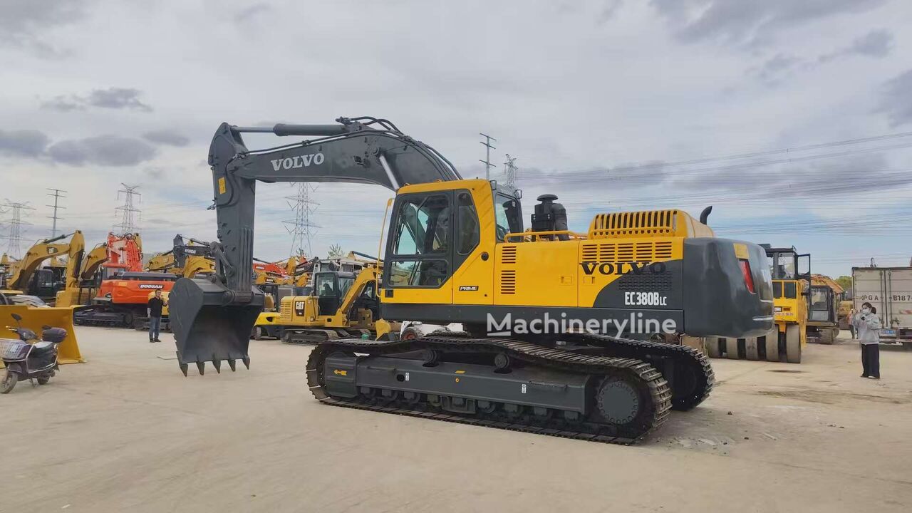 Volvo EC 380 bager guseničar