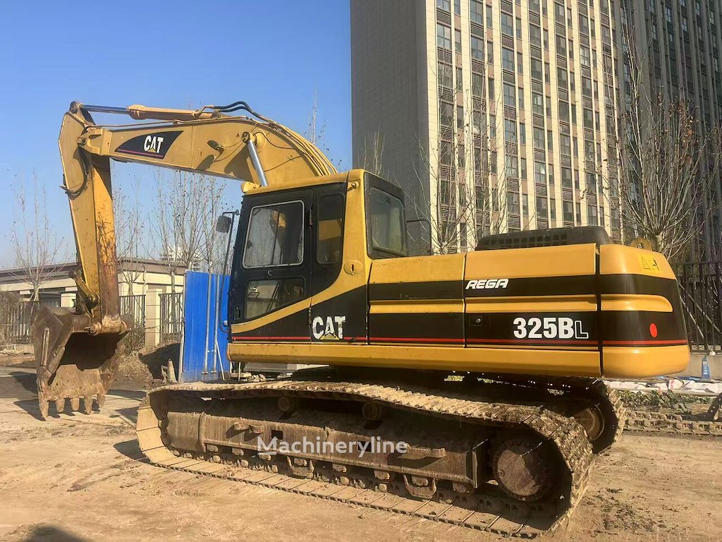 Caterpillar 325BL bager guseničar