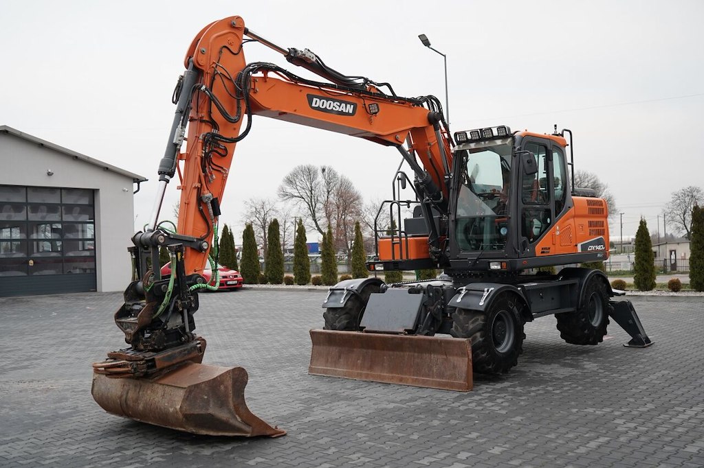 Doosan DX 140W bager točkaš