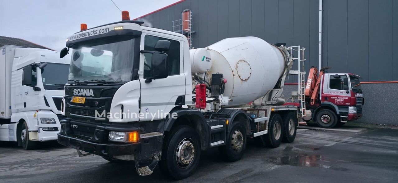 Scania P370 9m3 + Schwing stetter kamion s mešalicom za beton