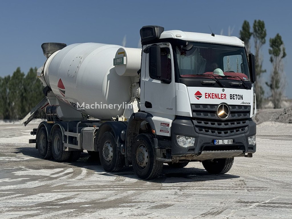 IMER-L&T na šasiji Mercedes-Benz Arocs 4142 kamion s mešalicom za beton