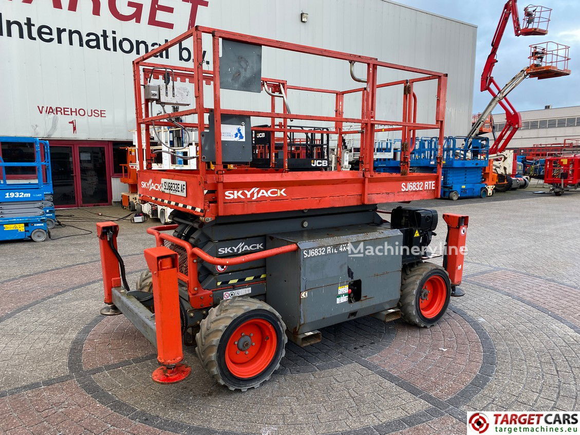 Skyjack SJ6832 makazasta platforma