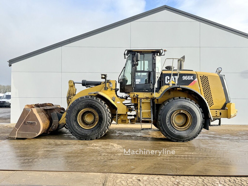 Caterpillar 966K prednji utovarivač
