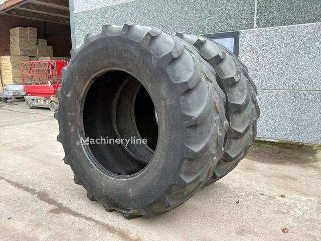Prodaje se Firestone Radial All-Traction DT drugu građevinsku mašinu na aukciji