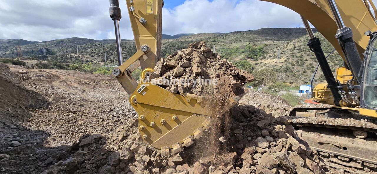 Nova Caterpillar kašika za bager