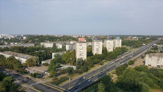 Prodaje se stan u Genexu