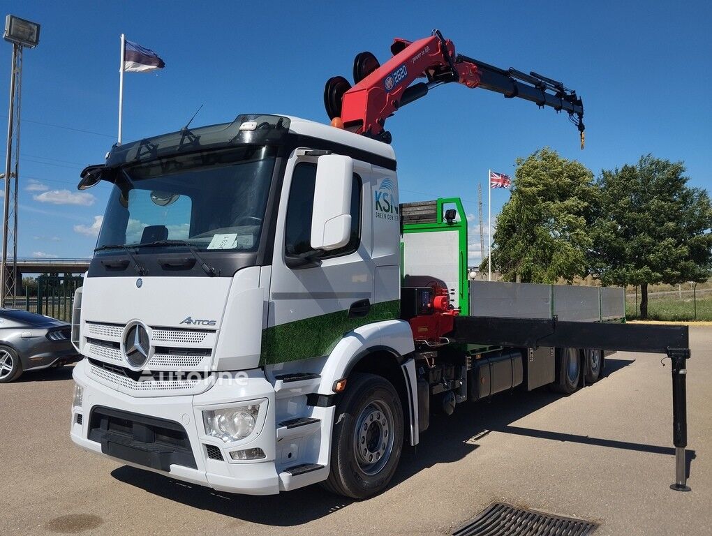 Mercedes-Benz ACTROS 25 36 kamion s ravnom platformom