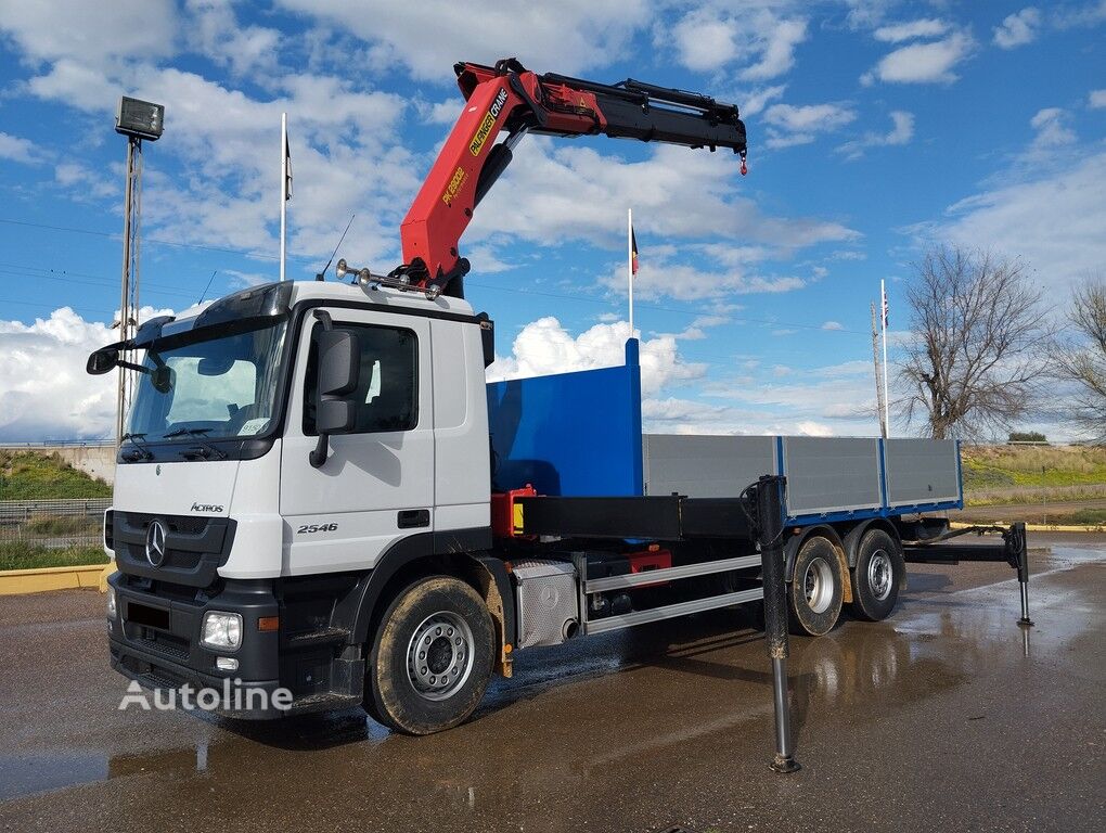 Mercedes-Benz ACTROS 25 46 kamion s ravnom platformom