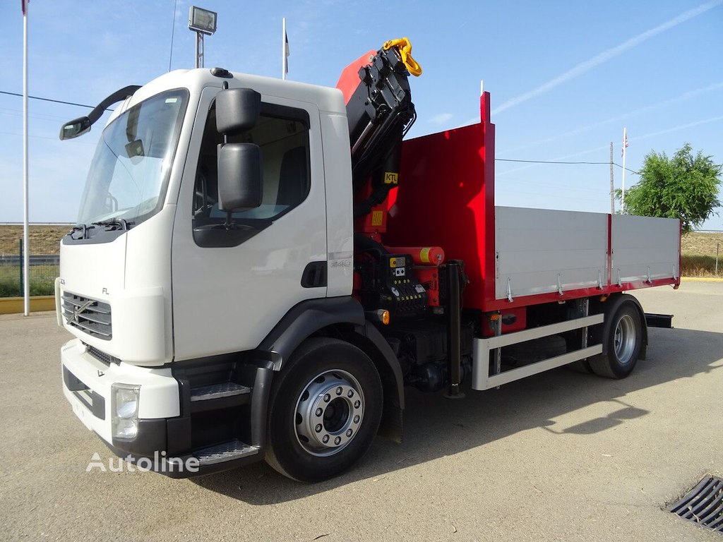 Volvo FL 240.18 kamion s ravnom platformom