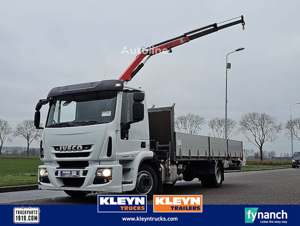 IVECO 120E25 EUROCARGO E6 FASSI CRANE REMOT kamion s ravnom platformom