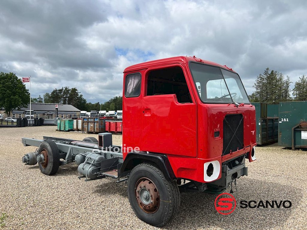 Volvo F89 6x2 kamion šasija