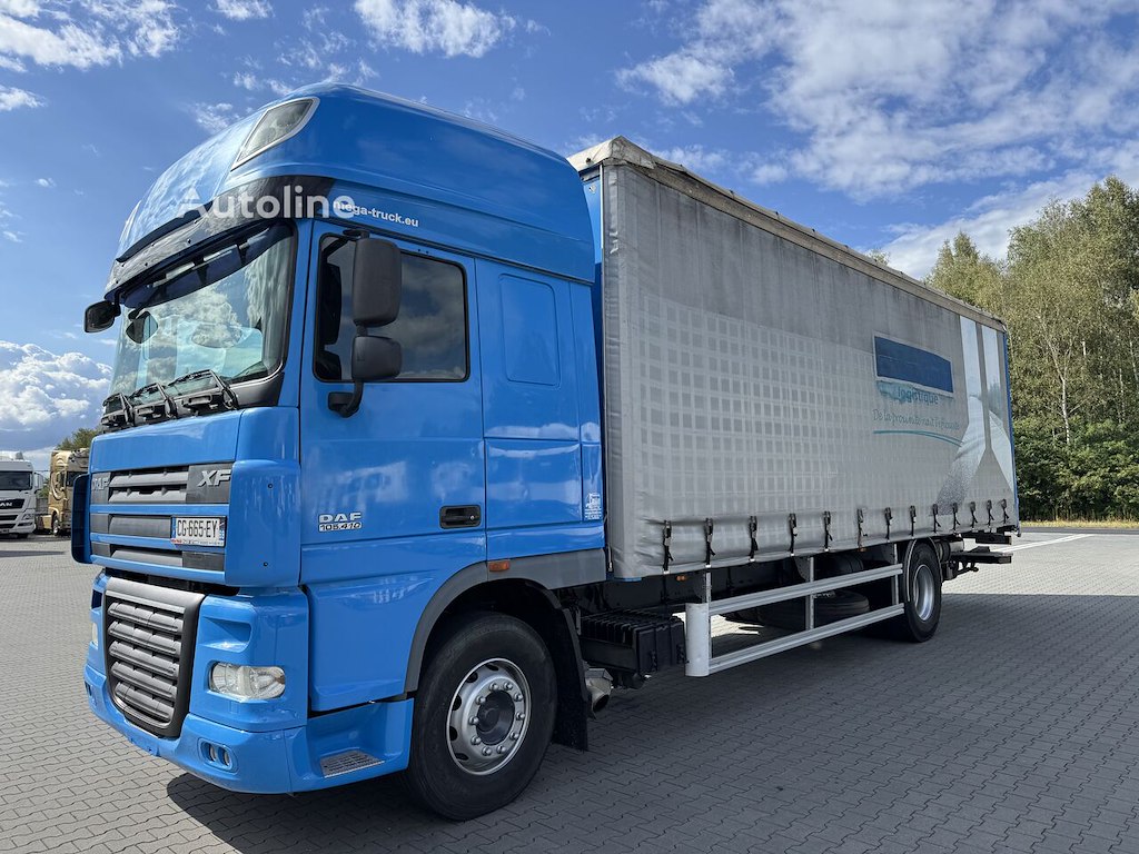 DAF XF 105 410 kamion sa klizna zavesa cerada