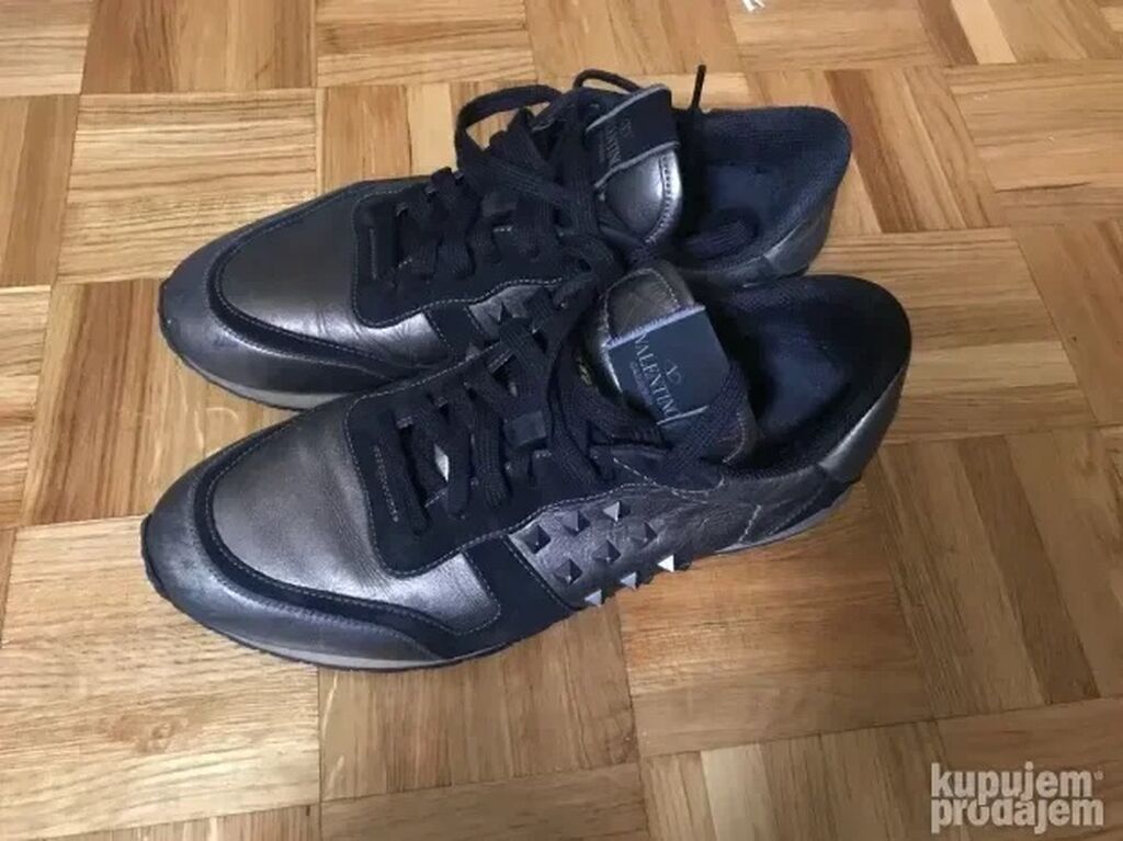 Original VALENTINO GARAVANI patike 42 PATIKE OD 800€ ( zadnja slika )