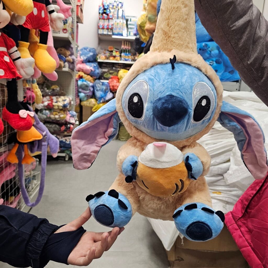 01. Stitch 35cm Cena: 2899din.mj
