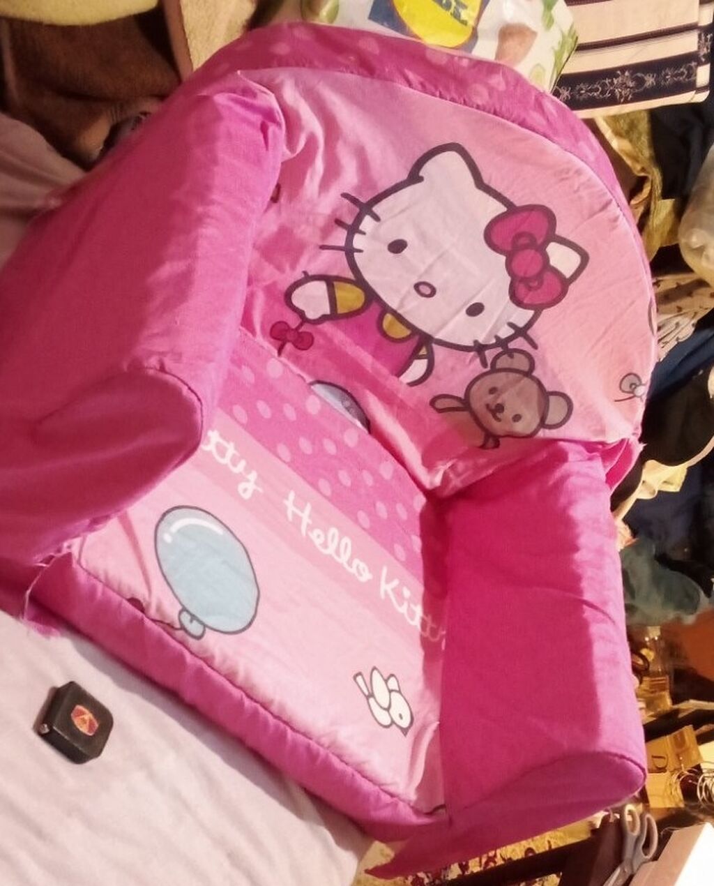 Dečja fotelja – Hello Kitty motiv - Tapacirana mekana fotelja za