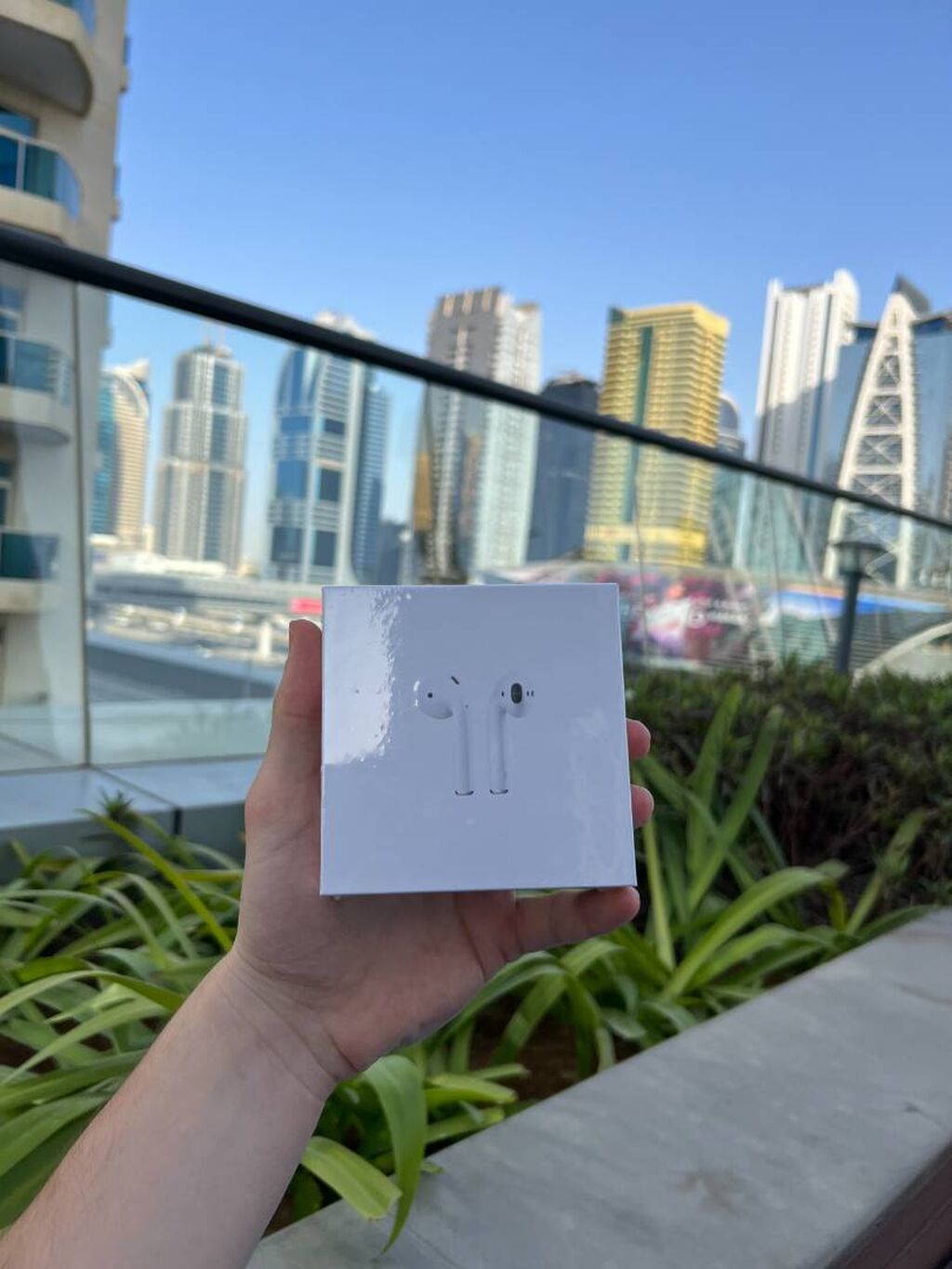 Na prodaju Apple AirPods Slusalice su original kupljene u Dubai-u za