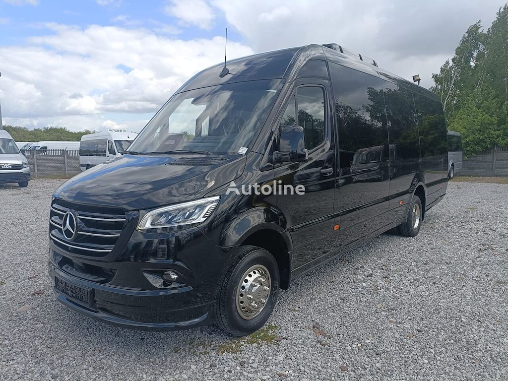 Novi Mercedes-Benz Sprinter putnički minibus