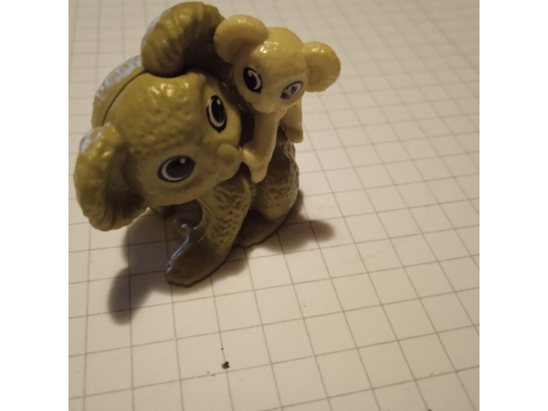 Kinder figurica