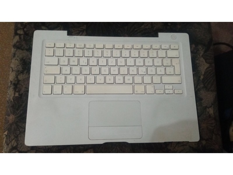 Tastatura od Apple A1181