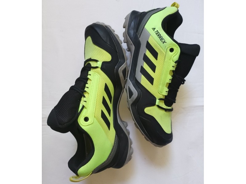 PATIKE 45 BROJ ADIDAS TERREX GORETEX