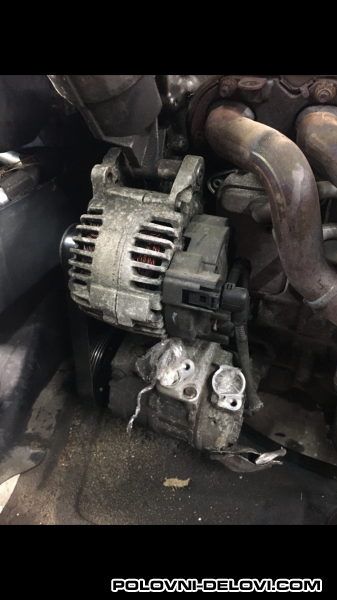 Volkswagen Golf 5 1.6 Fsi Motor I Delovi Motora