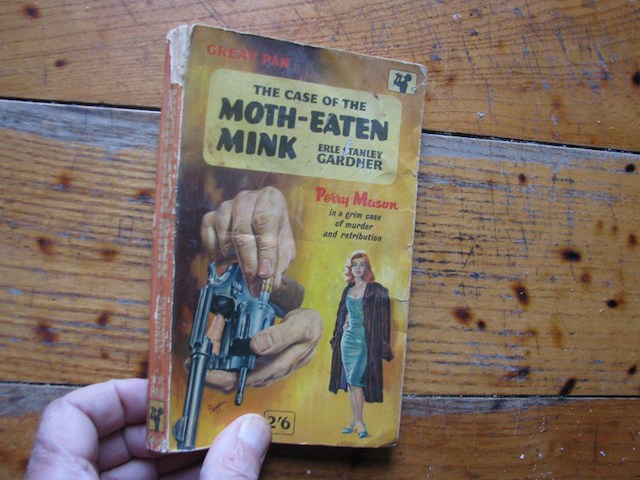 ERLESTANLEY GARDNER-THE CASE OF THE MOTH EATEN MINK