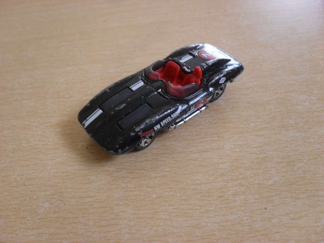 HOT WHEELS - CORVETTE STINGRAY